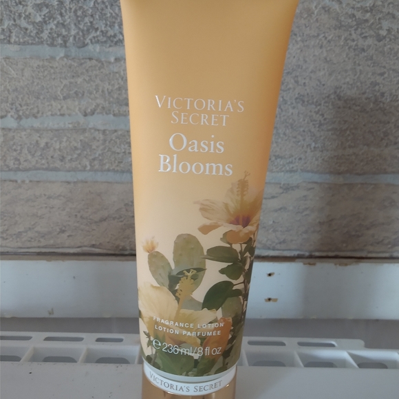 Victoria's Secret | Bath & Body | Oasis Blooms Lotion By Victoria ...